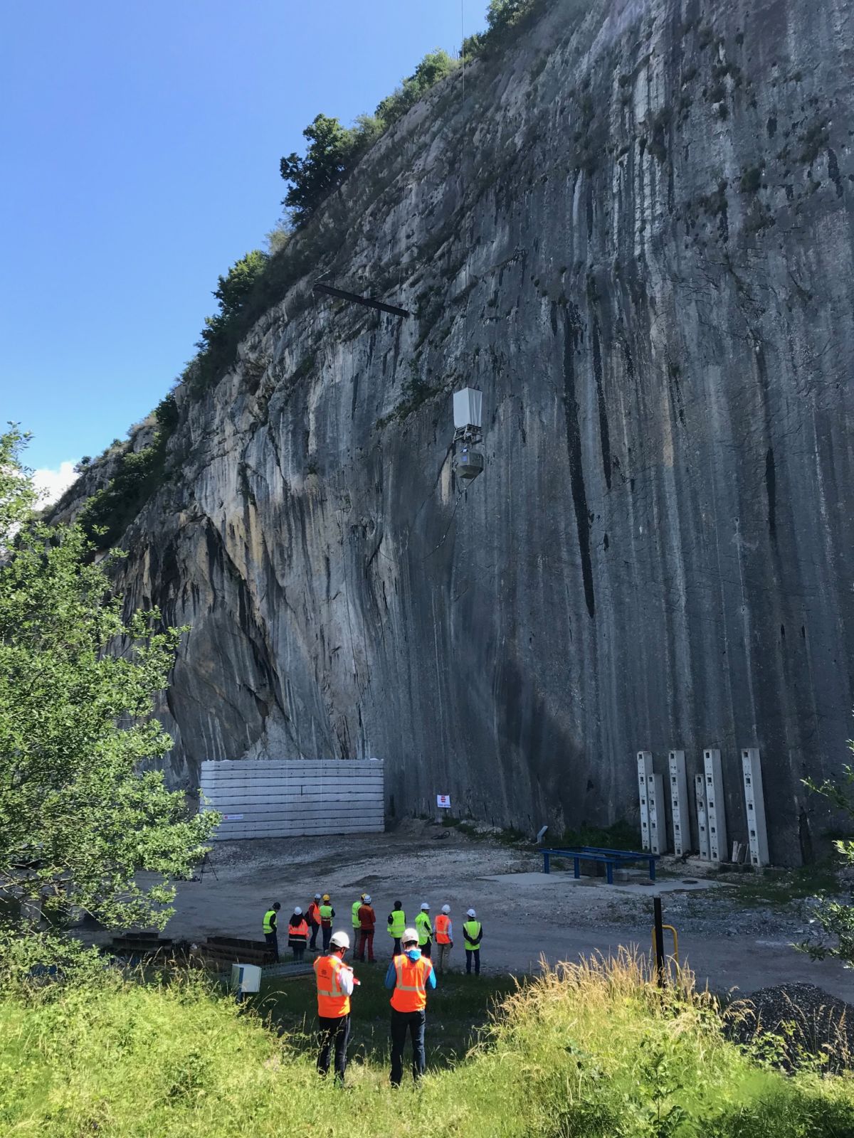 World-record rockfall embankment test by Geoquest